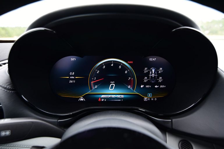 2020-mercedes-amg-gtr-roadster-gauge-cluster : Automotive Addicts