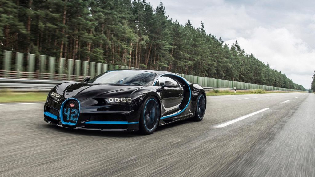 How They Filmed a Bugatti Chiron at 250 MPH: All Details and the Camera ...