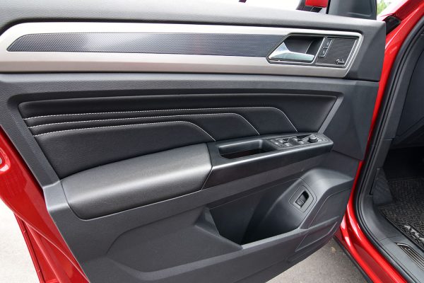 2020 Volkswagen Atlas Cross Sport V6 SEL Premium Review & Test Drive ...