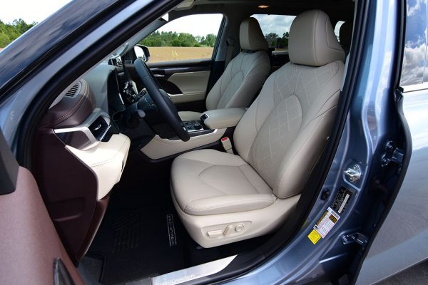 2020 Toyota Highlander Platinum AWD Review & Test Drive : Automotive ...