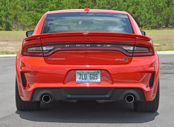 2020-dodge-charger-srt-hellcat-widebody-rear-3 : Automotive Addicts