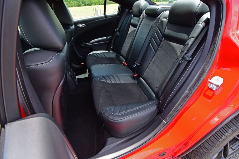 2020-dodge-charger-srt-hellcat-widebody-rear-seats : Automotive Addicts