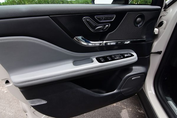 2020 Lincoln Corsair AWD Reserve Review & Test Drive : Automotive Addicts