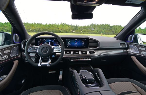 2021-mercedes-amg-gls-63-dashboard : Automotive Addicts