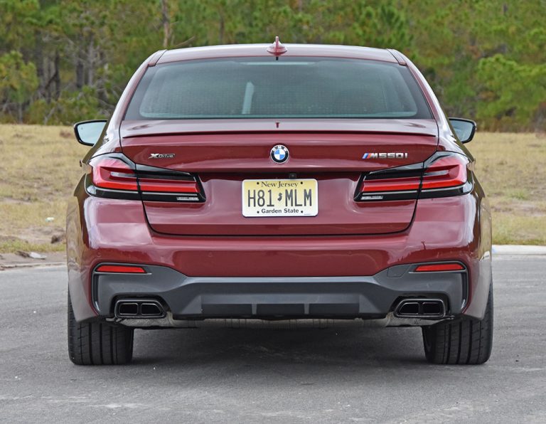 2021 BMW M550i xDrive Review & Test Drive : Automotive Addicts