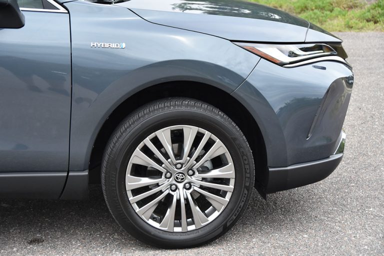 2021 Toyota Venza Review & Test Drive : Automotive Addicts