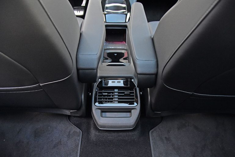 2021 Volkswagen ID.4 First Edition Quick Spin Review & Test Drive ...