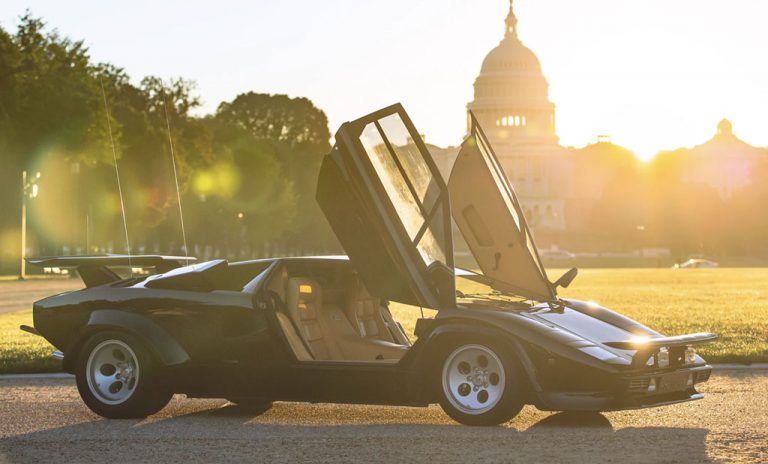 Nostalgia Instilled: The Cannonball Run Lamborghini Countach Supercar ...