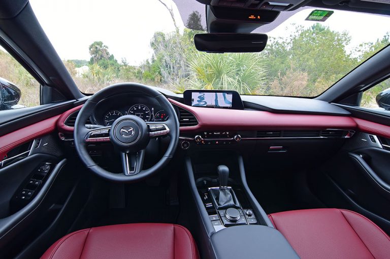 2022 Mazda3 Hatchback 2.5 Turbo AWD Premium Plus Review & Test Drive ...