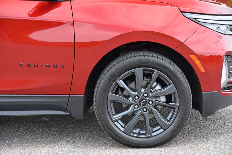 2022 Chevrolet Equinox RS AWD Review & Test Drive : Automotive Addicts