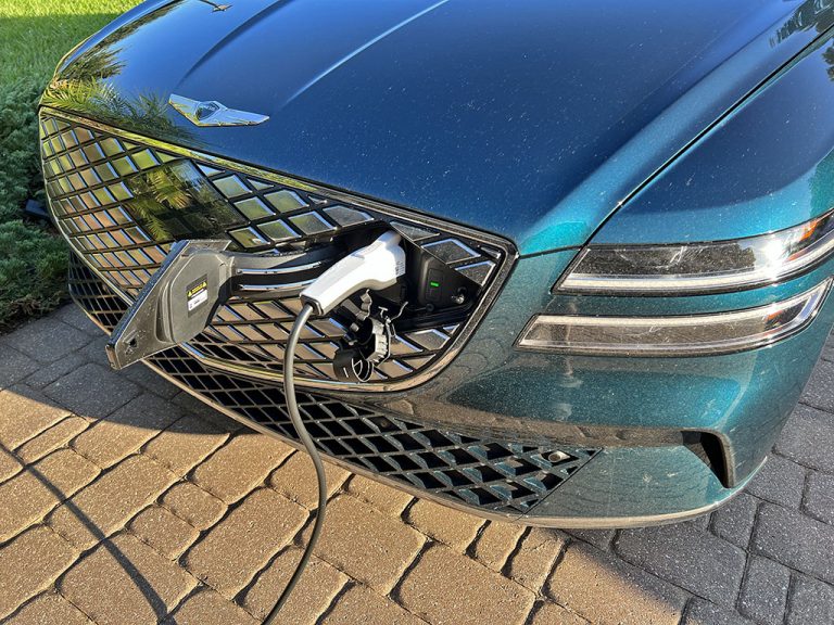 2023 Genesis G80 Electrified Review & Test Drive : Automotive Addicts