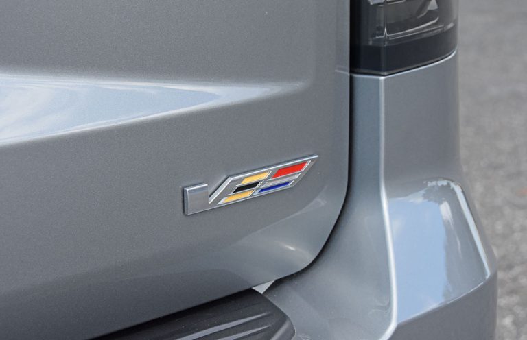 2023 Cadillac Escalade V Review & Test Drive : Automotive Addicts
