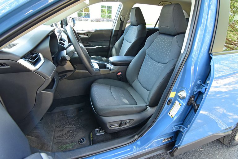 2023 Toyota RAV4 Hybrid AWD Woodland Edition Review & Test Drive ...