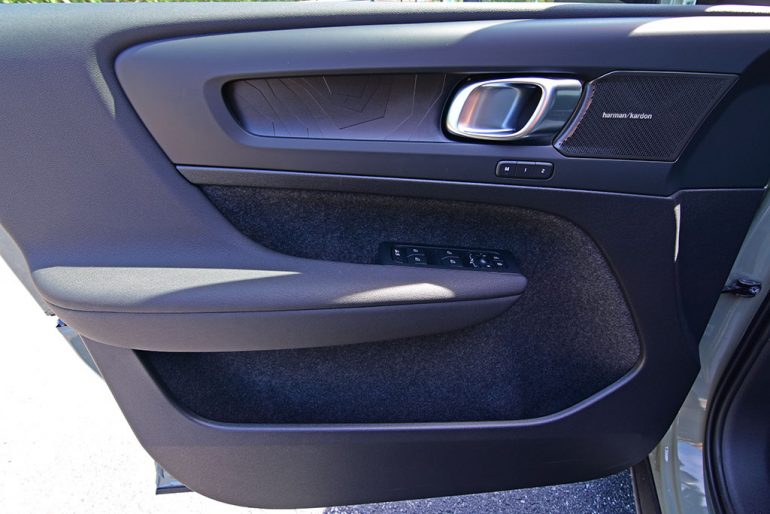 2023 Volvo XC40 Recharge Ultimate Review & Test Drive : Automotive Addicts