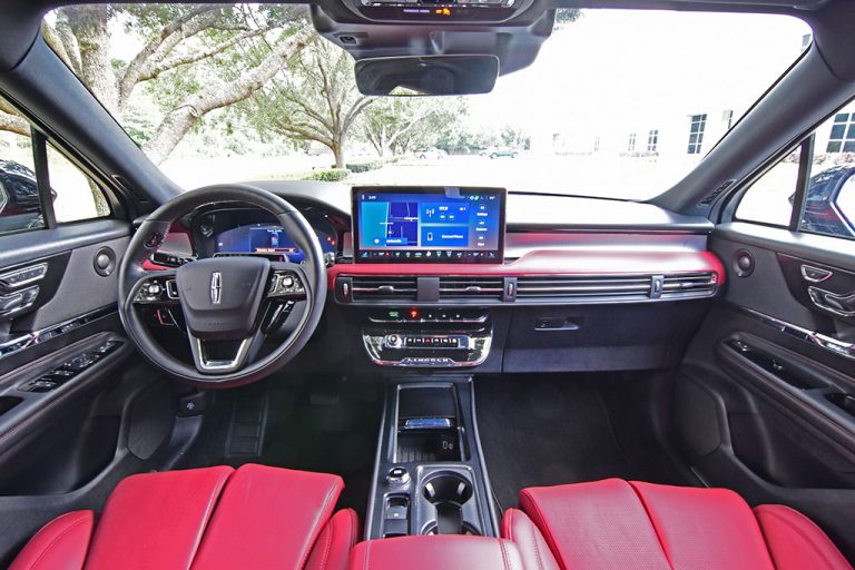 2023 Lincoln Corsair Reserve AWD Review & Test Drive : Automotive Addicts