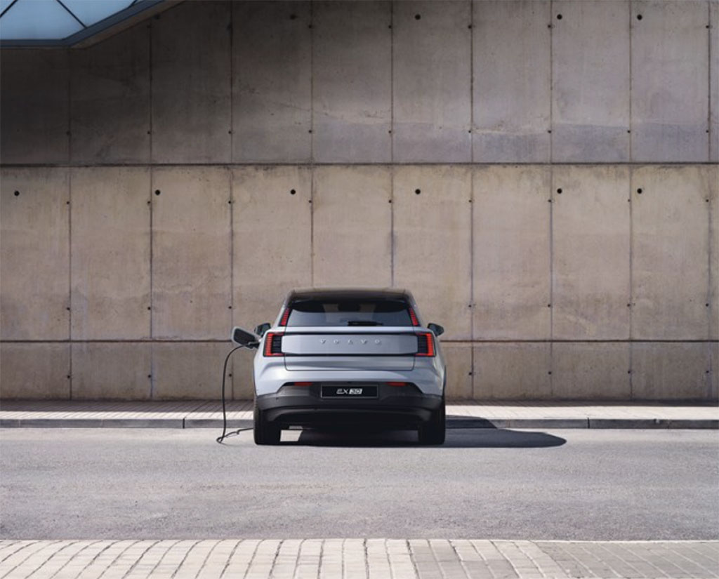 Volvo Works with Tesla to Give All Its EV Drivers Access to ...