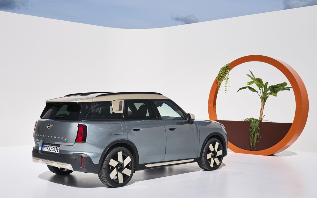 MINI Announces All-Electric Future at IAA Mobility Festival in Munich ...