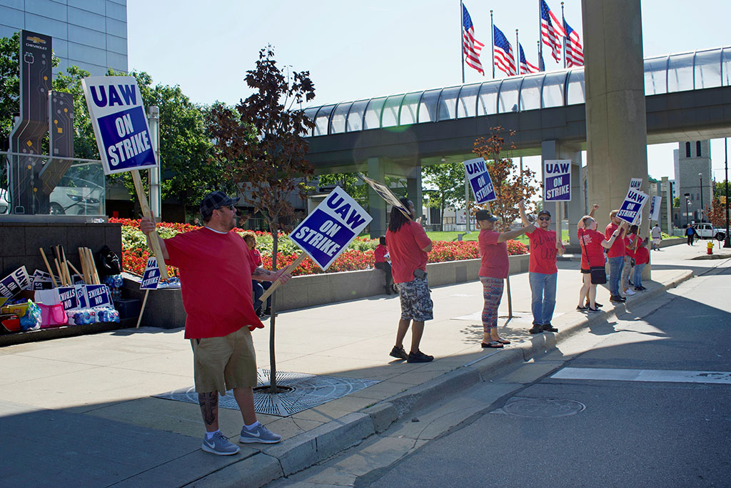 As UAW Strike Looms Labor Contract Proposals are Issued to Companies ...