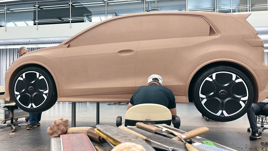 Volkswagen To Make Good with Bringing $35,000 Electric Vehicle in next ...