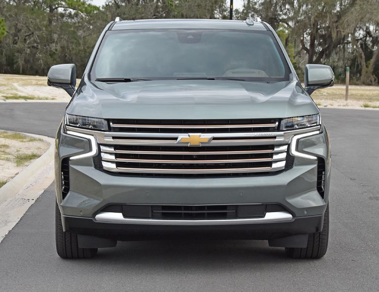 2024 Chevrolet Suburban 4WD High Country Duramax Turbo Diesel ...