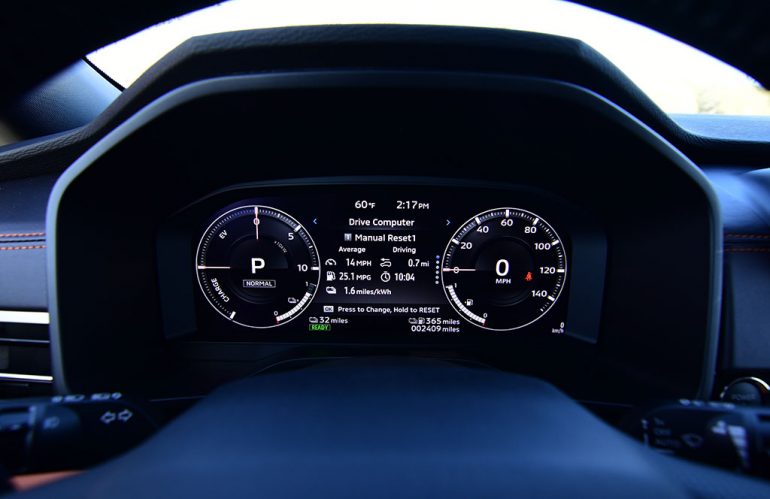 2024 Mitsubishi Outlander PHEV SEL S-AWC Review & Test Drive ...