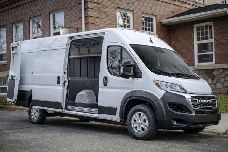 Ram Introduces ProMaster Electric Van with 162-mile Range : Automotive ...