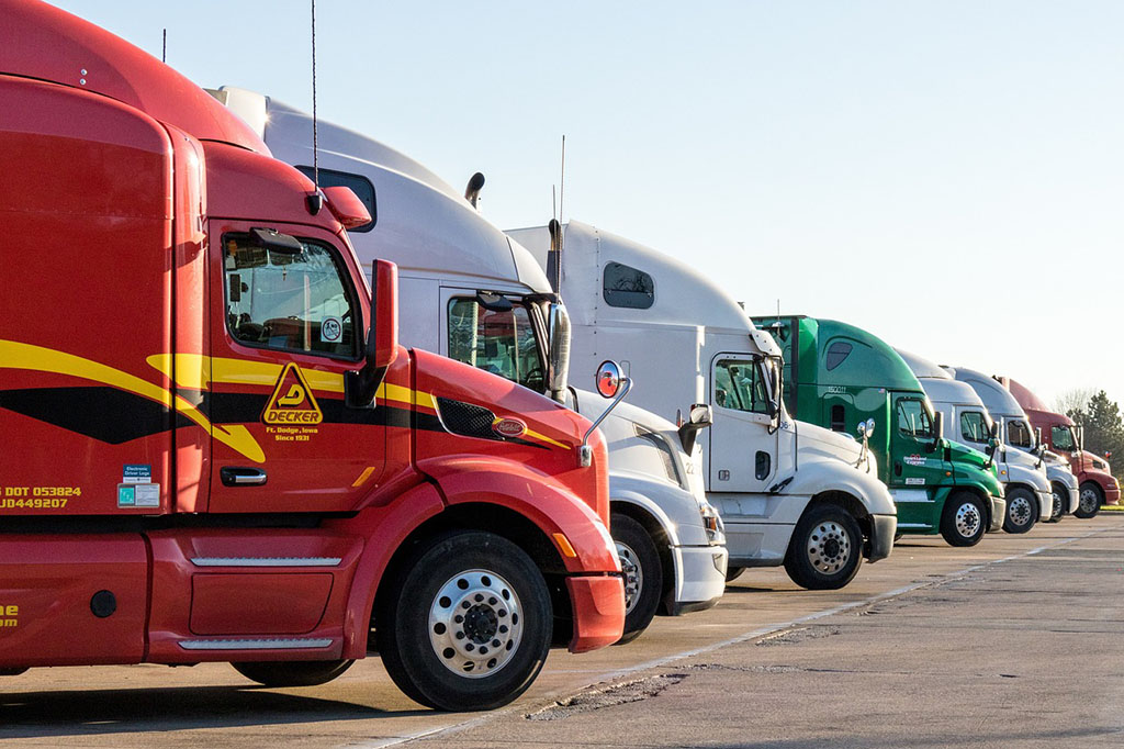 Choosing the Right Maintenance Schedule for Your Fleet Trucks ...