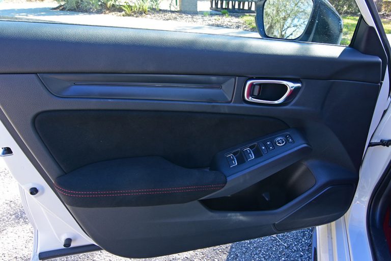 2024 Honda Civic Type R Review & Test Drive : Automotive Addicts