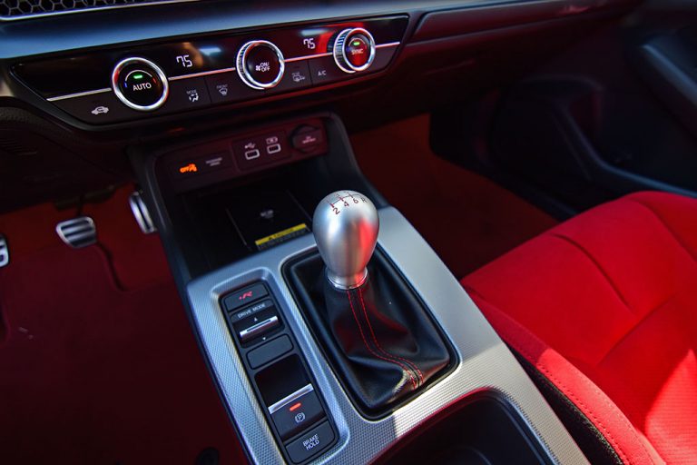 2024 Honda Civic Type R Review & Test Drive : Automotive Addicts