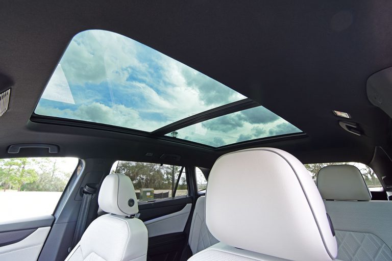 2024 Volkswagen Atlas Cross Sport SEL Premium R-Line Review & Test ...