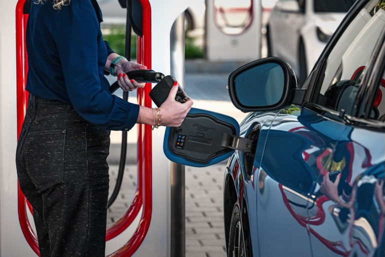 Ford Officially Offers F-150 Lightning and Mustang Mach-E Customers ...