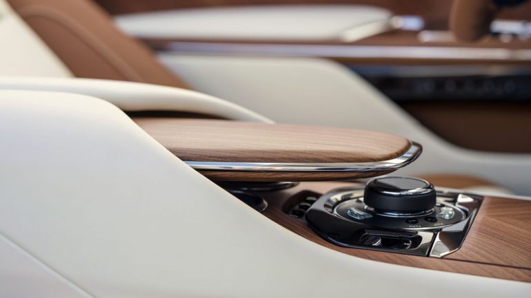 Rolls-Royce Unveils Arcadia Droptail, Another Bespoke Coachbuild ...