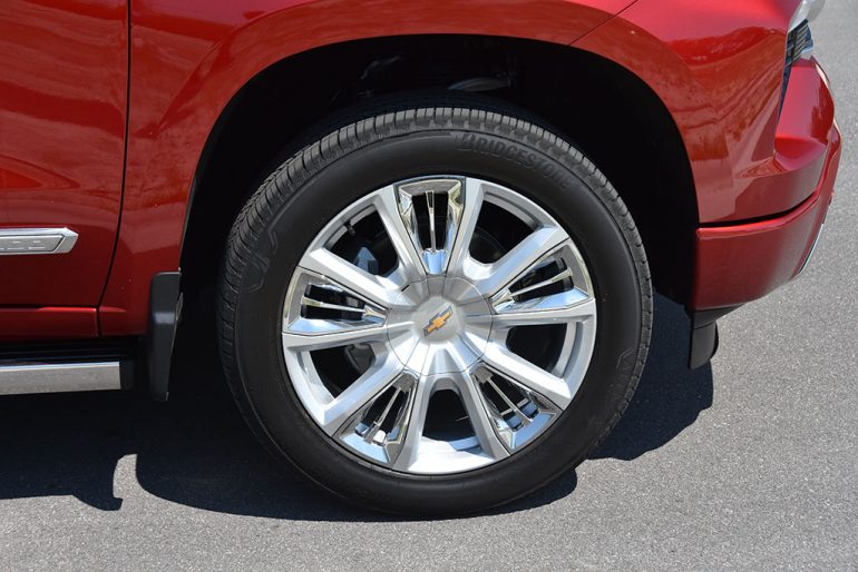 2024 Chevrolet Silverado 1500 High Country 4WD Review & Test Drive ...