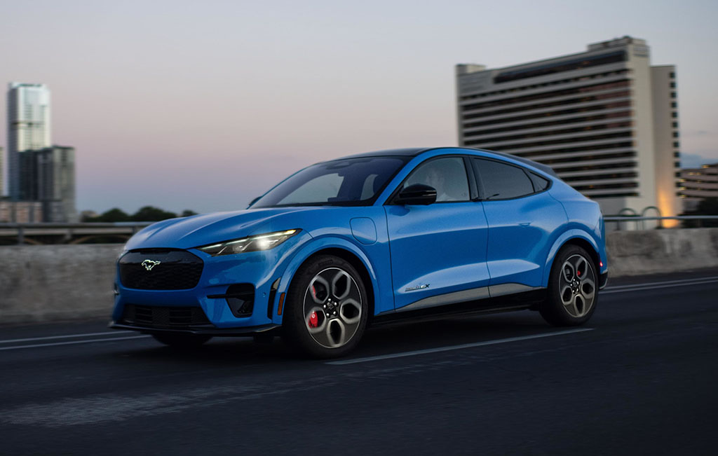 2024 Ford Mustang Mach-E GT Gets Performance Upgrade Option for 0-60 ...