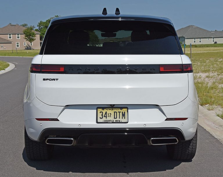 2024 Land Rover Range Rover Sport Dynamic SE Review & Test Drive ...