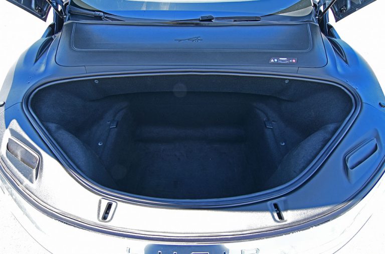 2024 Lucid Air Pure Review & Test Drive : Automotive Addicts