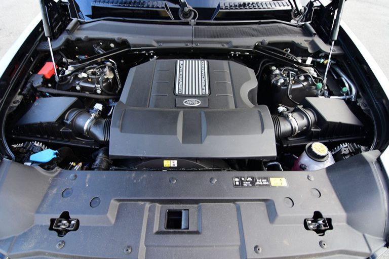 2024 Land Rover Defender 90 V8 Carpathian Edition Review & Test Drive ...