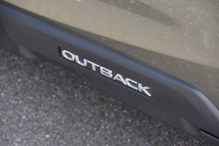 2025 Subaru Outback Touring XT Review & Test Drive : Automotive Addicts