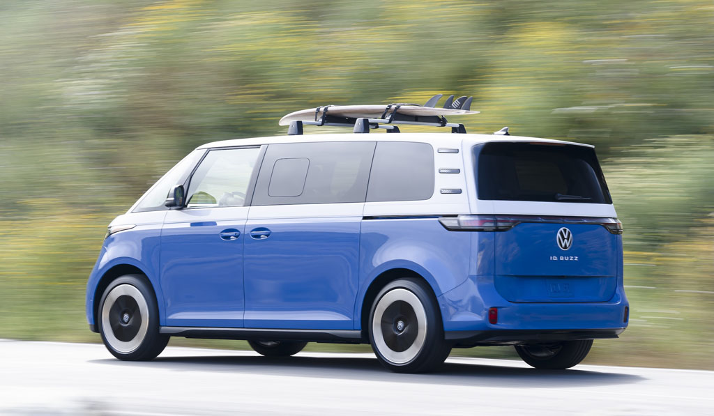 2025 VW ID. Buzz Connects a Storied Past to an Electric Future ...