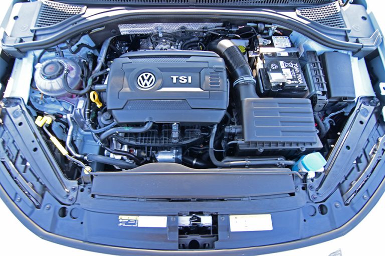 2025 Volkswagen Jetta GLI Review & Test Drive : Automotive Addicts