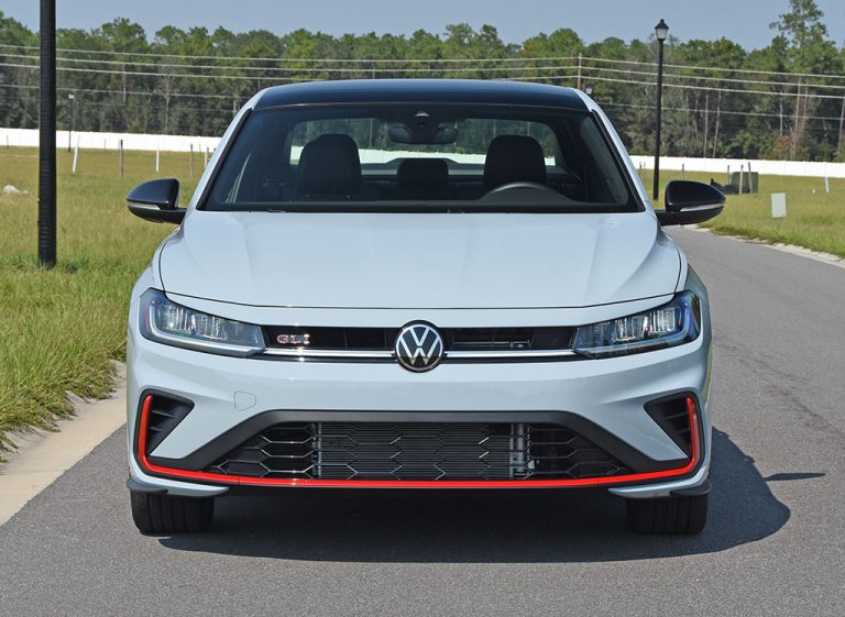 2025 Volkswagen Jetta GLI Review & Test Drive : Automotive Addicts
