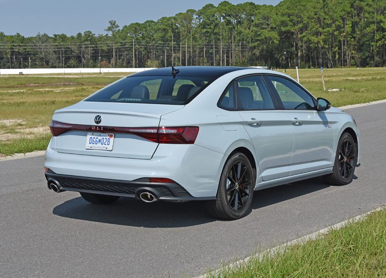 2025 Volkswagen Jetta GLI Review & Test Drive : Automotive Addicts