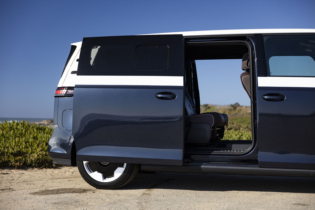 2025 VW ID. Buzz Connects a Storied Past to an Electric Future ...