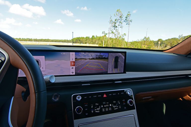 2025 Genesis GV80 3.5T Prestige AWD Review & Test Drive : Automotive ...