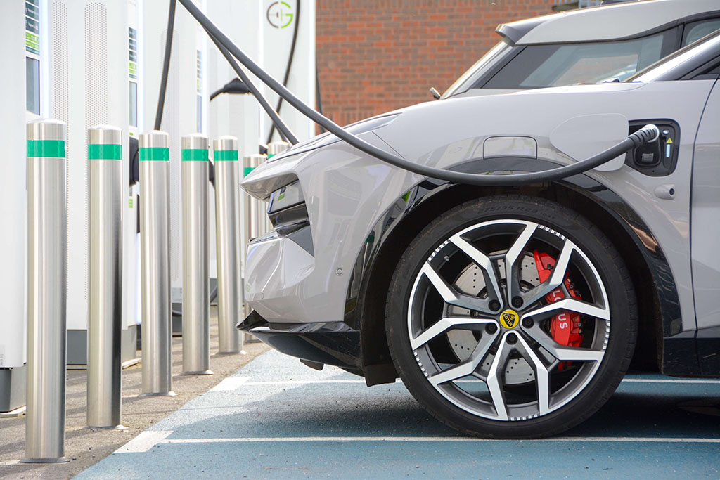 Five-Minute EV Charging is Almost Here and AI Could Be the Key to ...