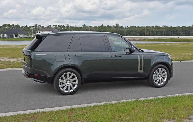 2025 Land Rover Range Rover SE LWB 7-Seat Review & Test Drive ...