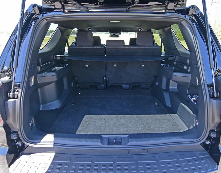 2025 Toyota 4Runner SR5 4WD Review & Test Drive : Automotive Addicts