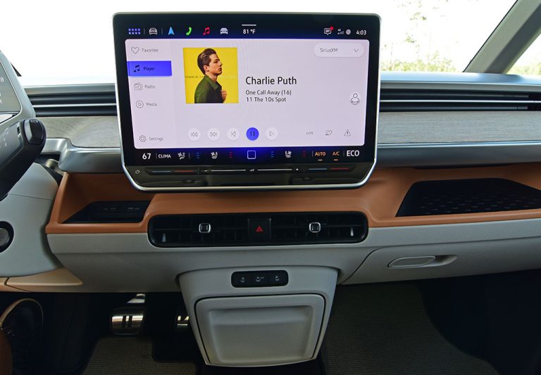 2025 Volkswagen ID. Buzz Pro S Plus 4MOTION Review & Test Drive ...