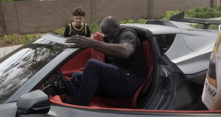 Shaq Gets A Comfy Fit In His New ‘Stretched’ C8 Corvette Z06 ...