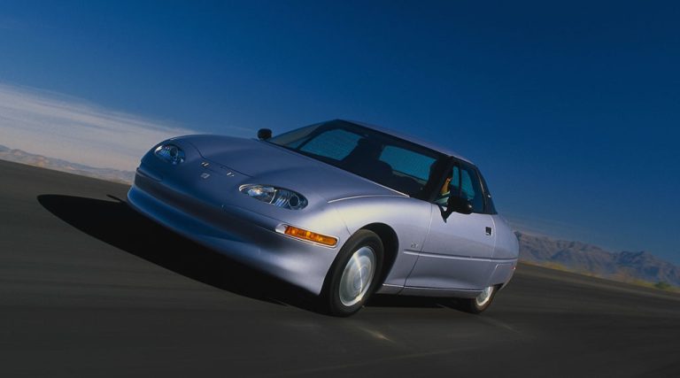 GM EV1 Restoration Brings a Forgotten Electric Pioneer Back Into the ...